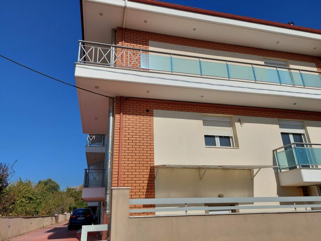 ΜΕΖΟΝΕΤΑ ΣΤΟΝ ΤΡΙΛΟΦΟ ΘΕΣΣΑΛΟΝΙΚΗΣ 225τμ 280000ευρώ - El Greco GEOPAP